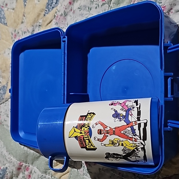 aladdin | Kitchen | 993 Mighty Morphing Power Ranger Lunch Box | Poshmark